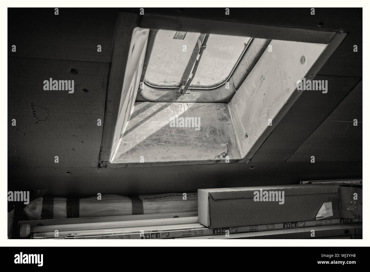 Ceiling box hi-res stock photography and images - Alamy