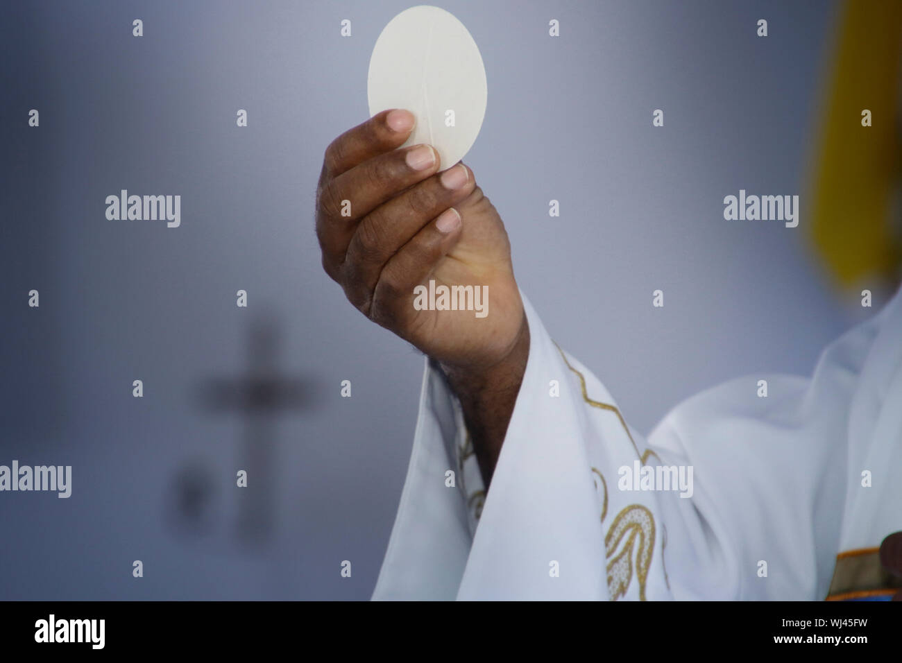 Communion wafer hi-res stock photography and images - Alamy