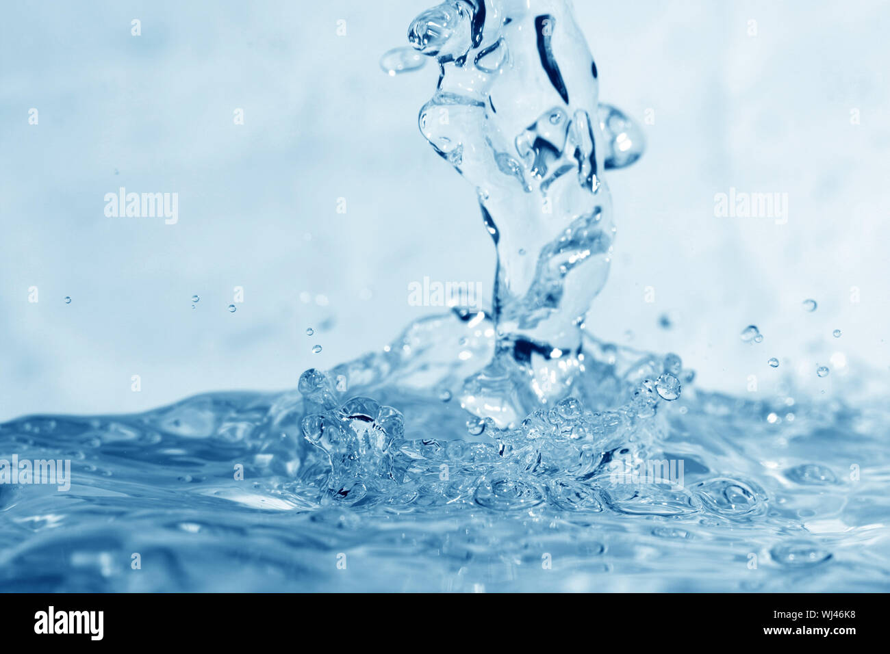 water splash macro close up Stock Photo - Alamy