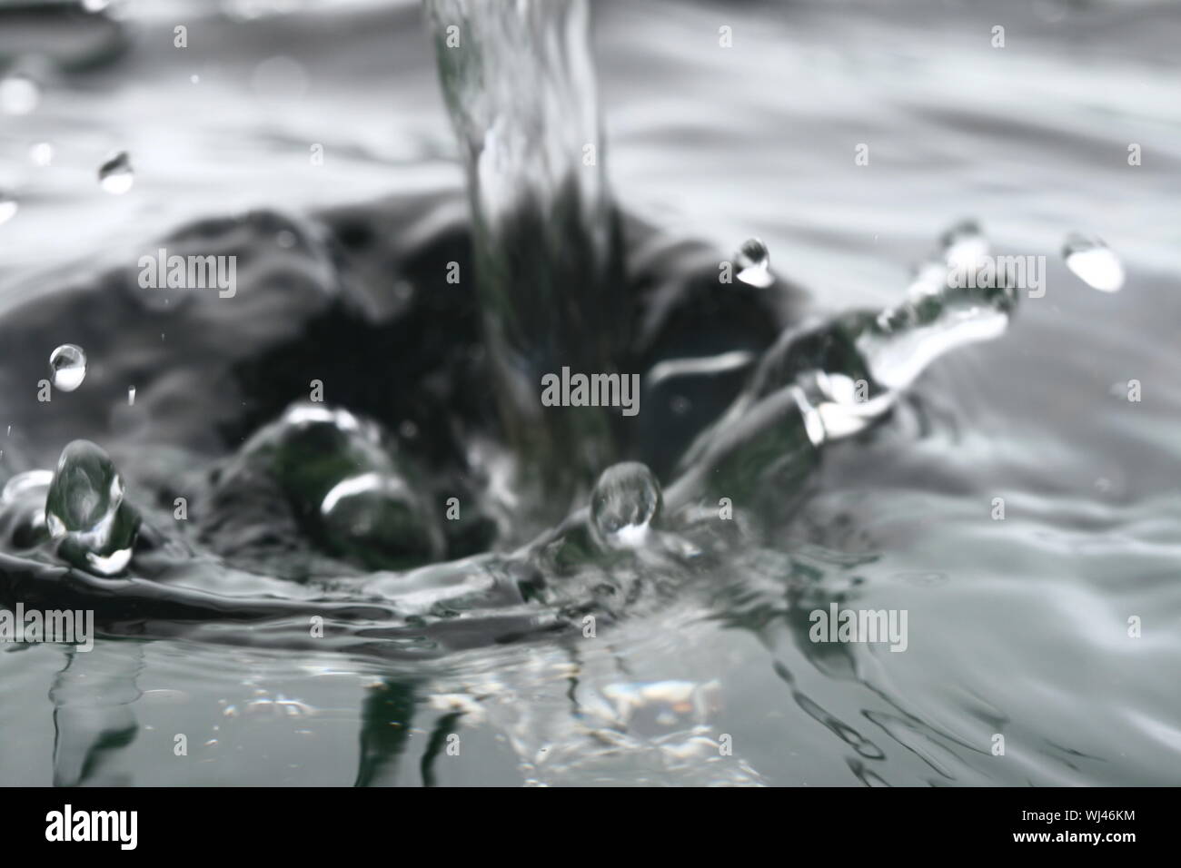 water wet speed splash macro close up Stock Photo - Alamy
