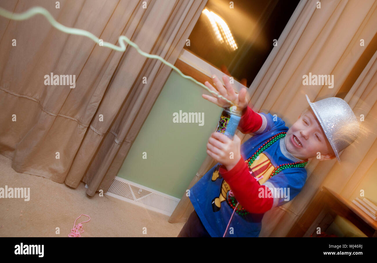 Party string people hi-res stock photography and images - Alamy