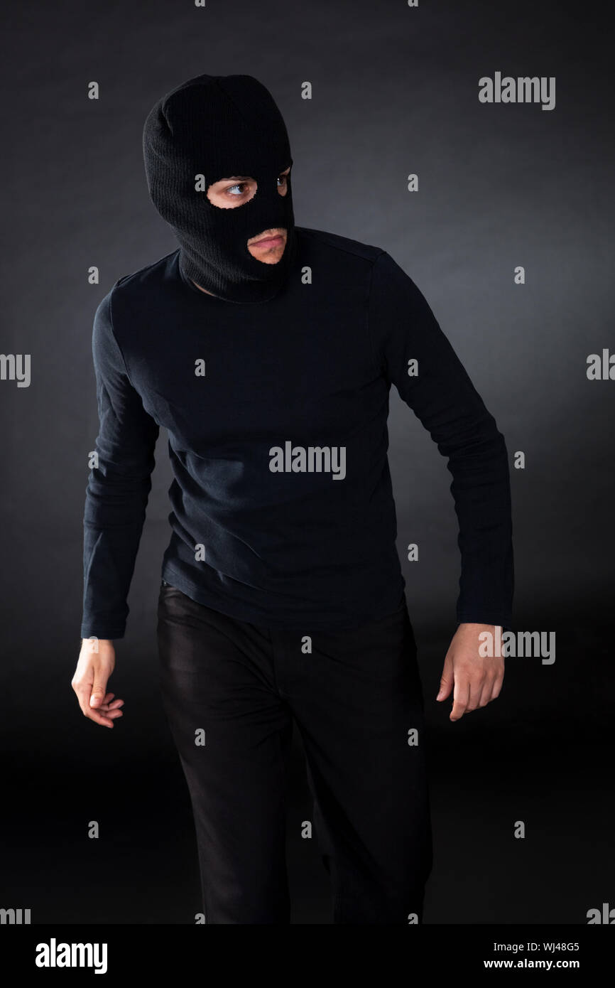 Moving stealthily hi-res stock photography and images - Alamy