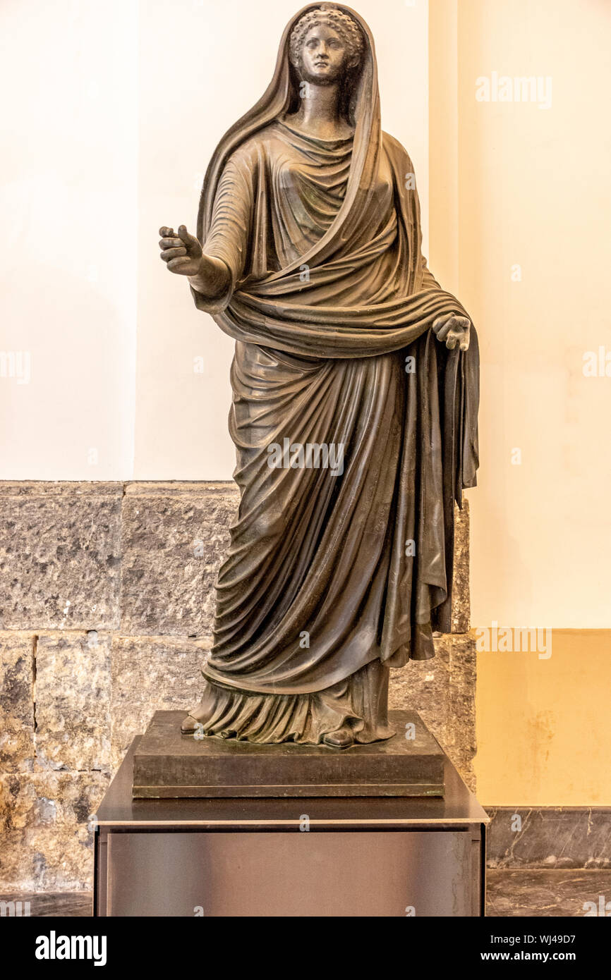 Italy, Naples, national museum, marble statue Stock Photo - Alamy