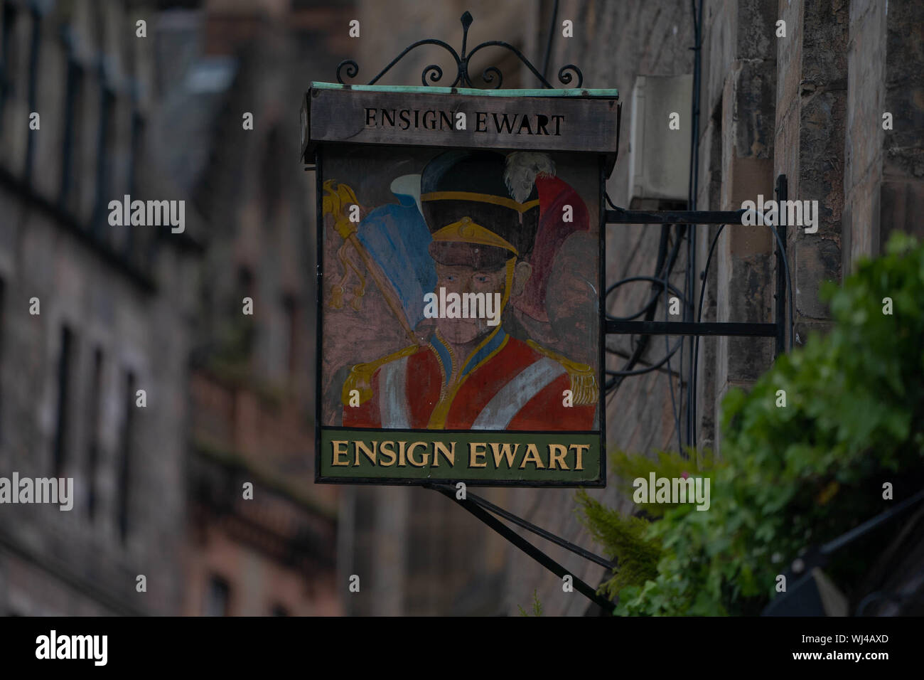 Edinburgh royal mile signage Stock Photo - Alamy