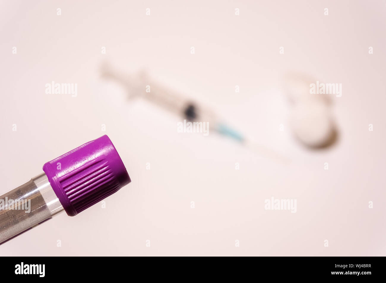 Syringe ball hi-res stock photography and images - Alamy