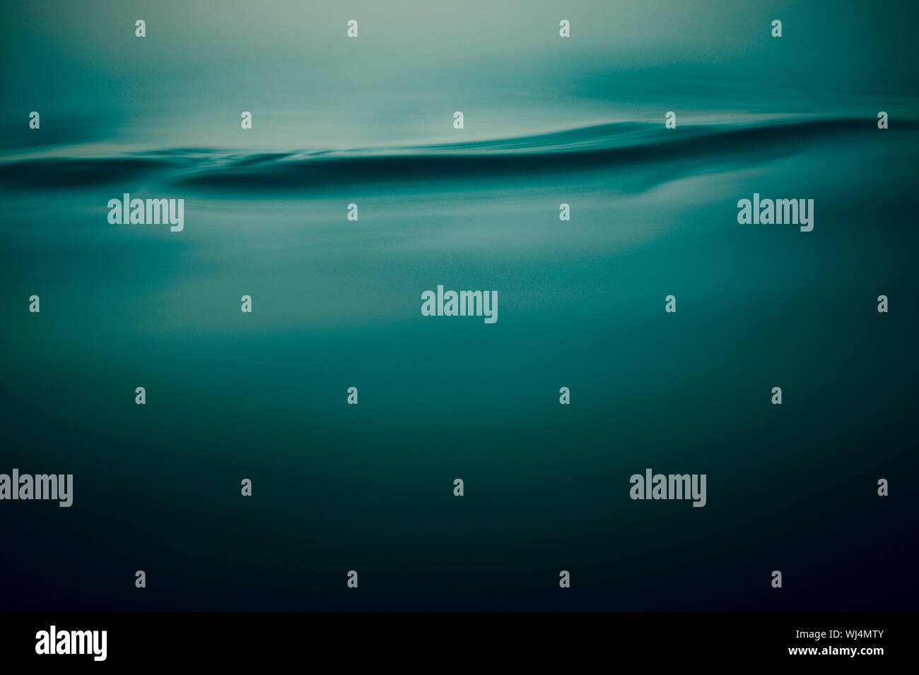 Ripple backgrounds hi-res stock photography and images - Alamy