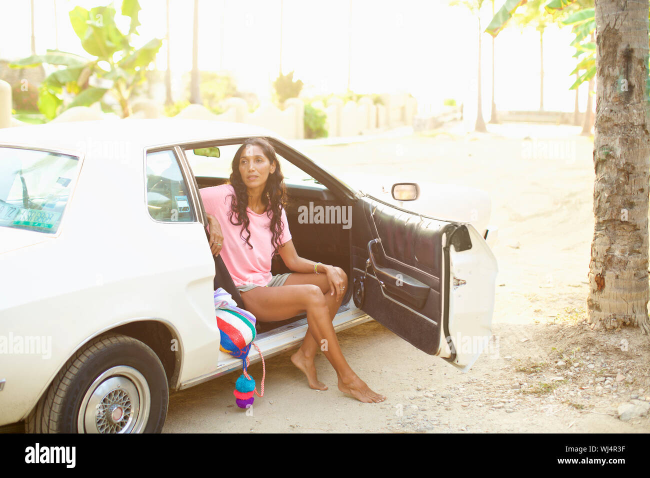 All barefoot car hi-res stock photography and images - Alamy