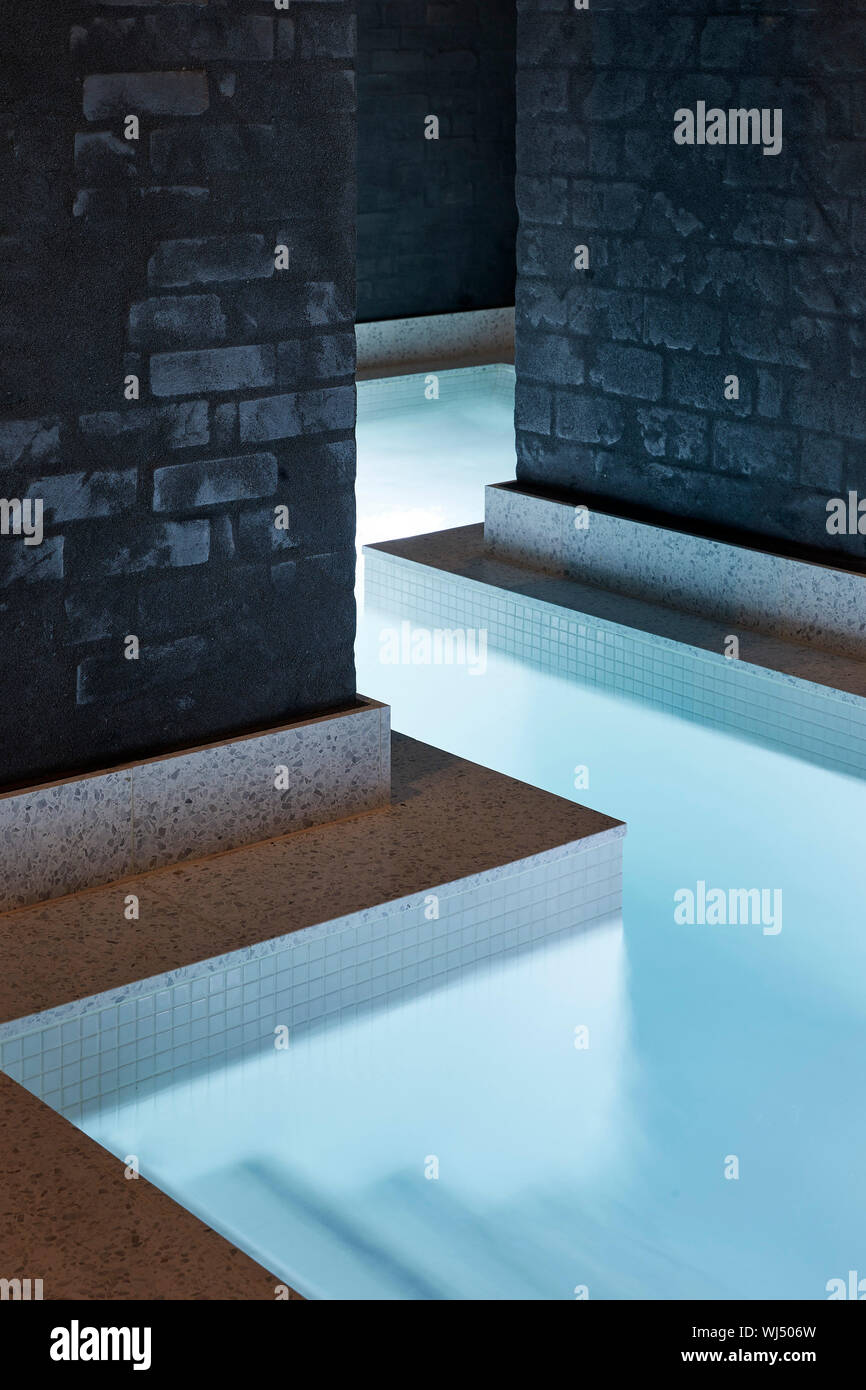 Detail of illuminated vitality pool. Jiva Spa and Wellness Centre ...