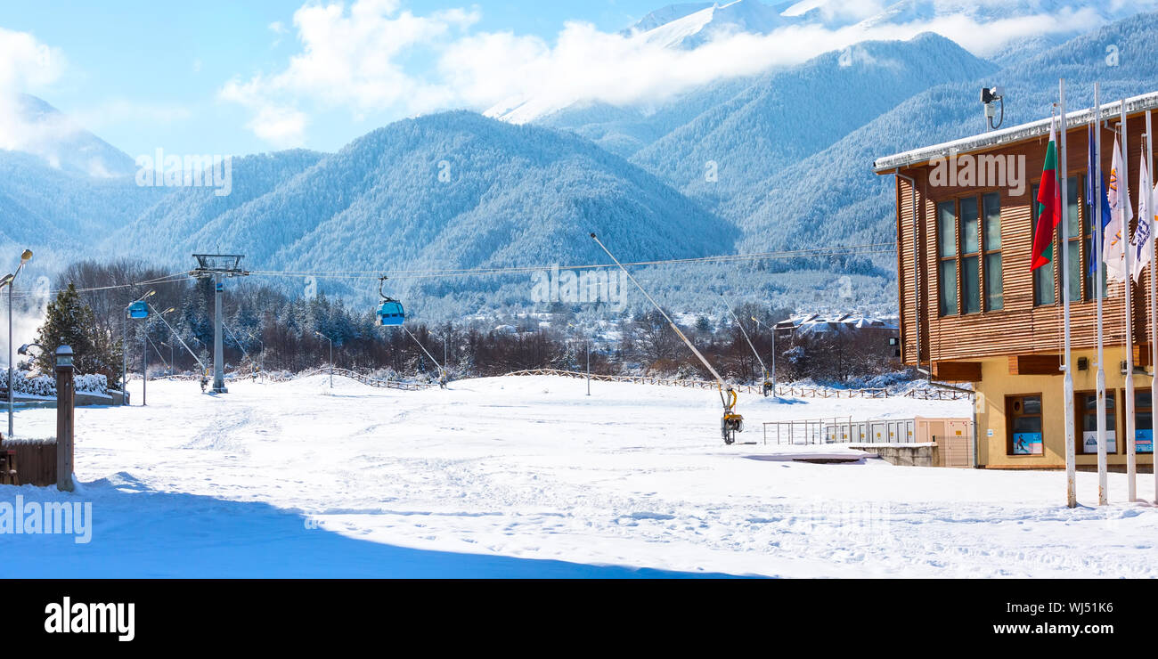 Bansko ski resort panorama with cable car ski lift cabin and snow ...