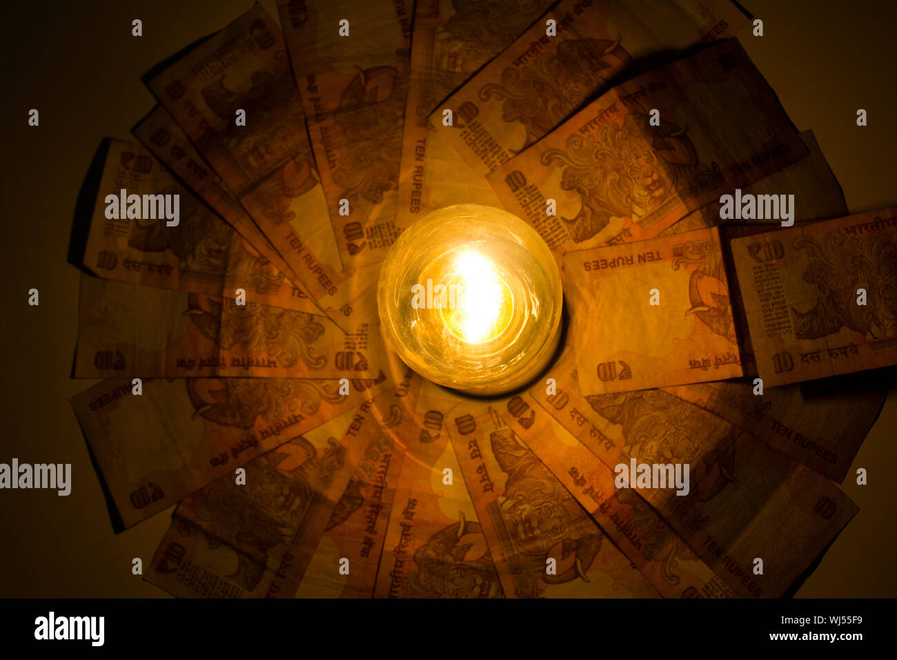 10 rupee note hi-res stock photography and images - Alamy