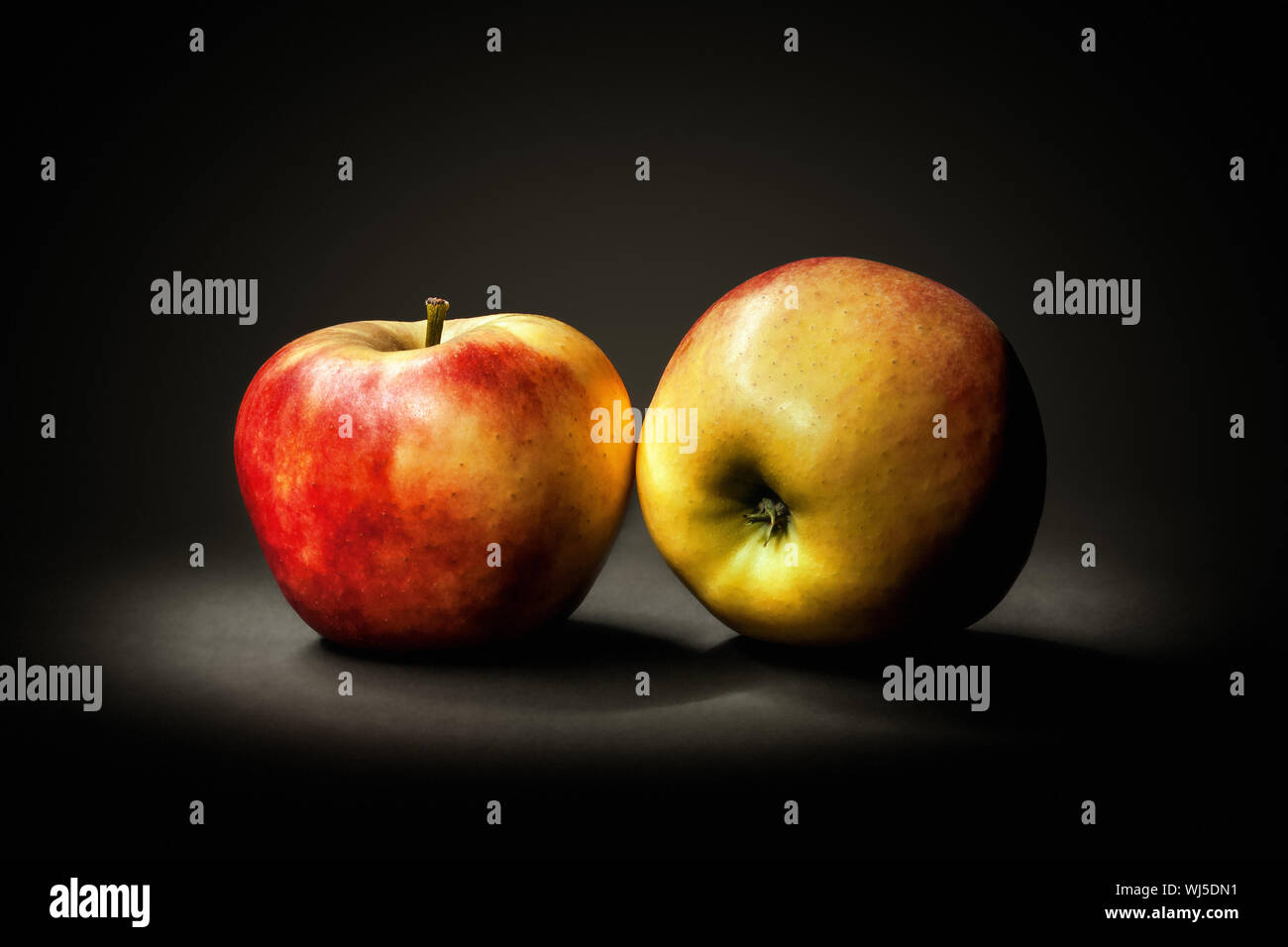An image of an apple still life Stock Photo - Alamy