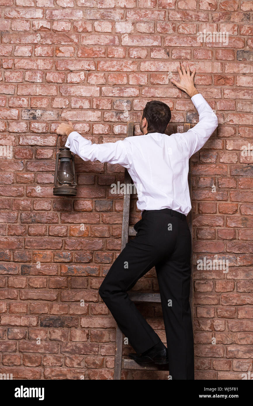 Metaphor up against the wall hi-res stock photography and images - Alamy