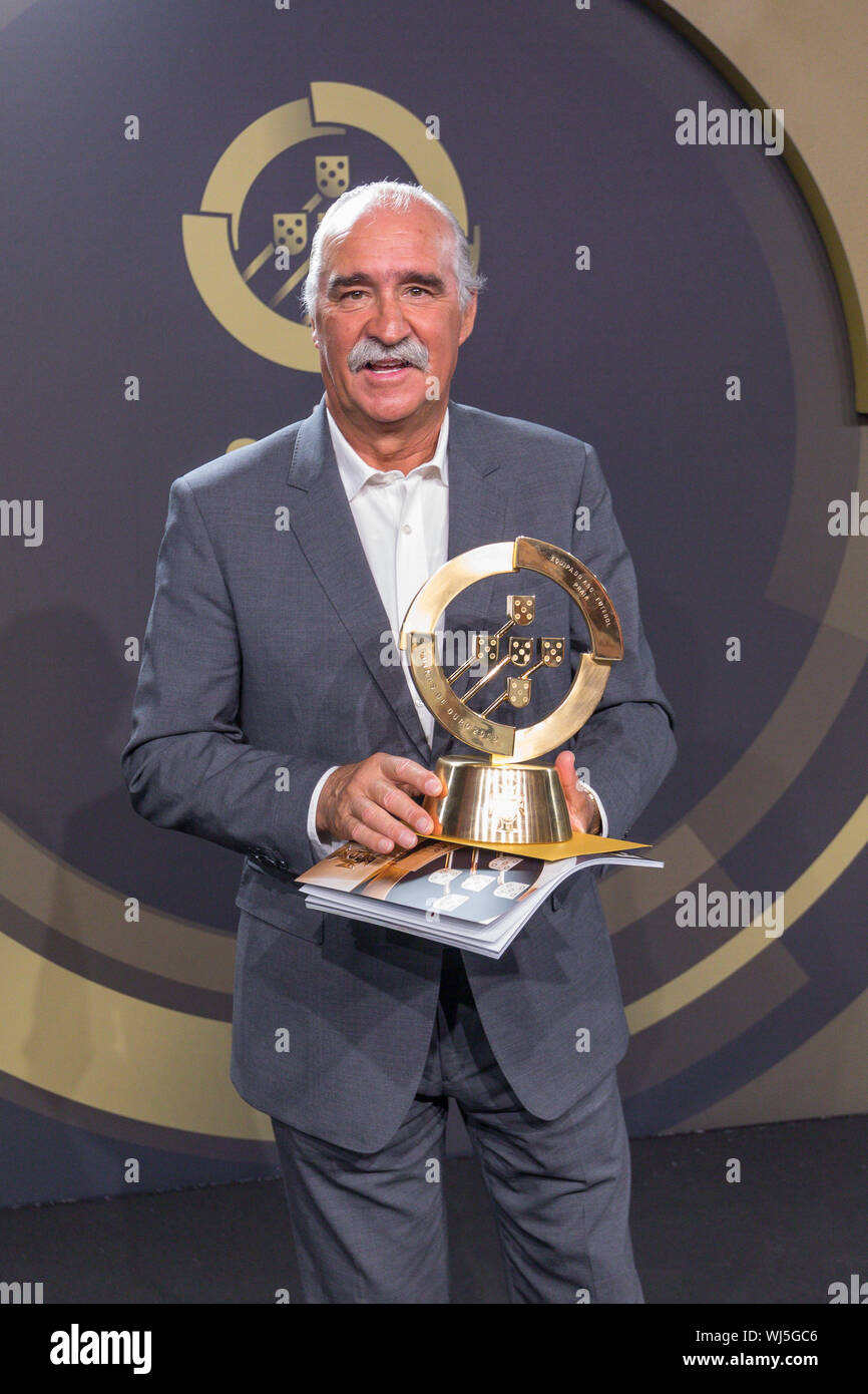 Mario narciso hi-res stock photography and images - Alamy