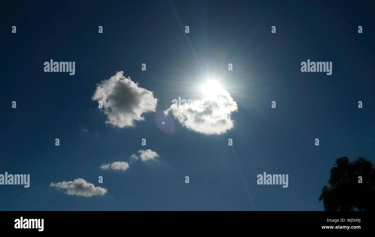 The sun and the cloud hi-res stock photography and images - Alamy
