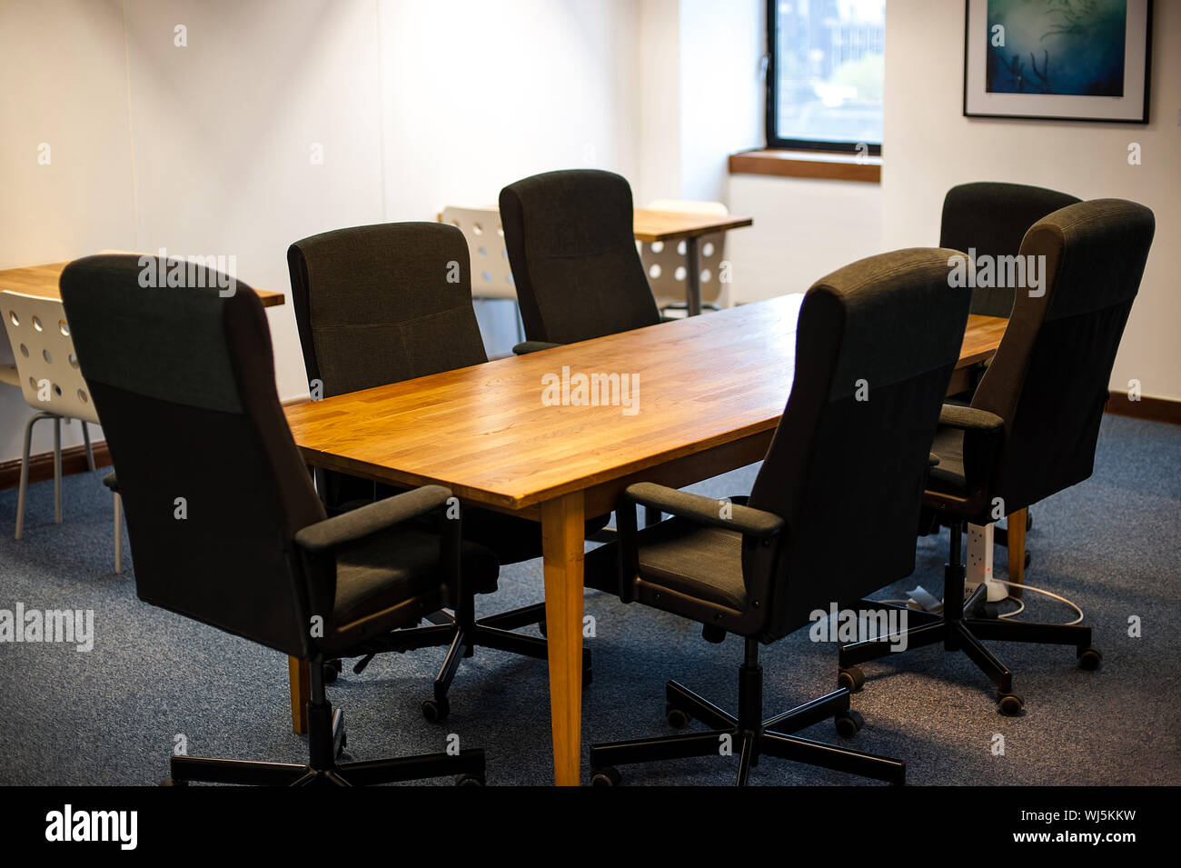 Empty meeting room in the office Stock Photo - Alamy