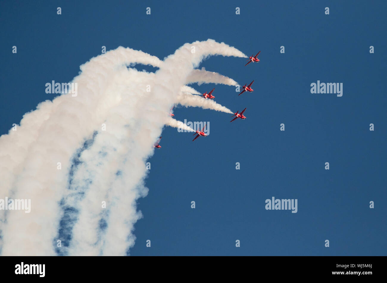 Red arrows royal air force aerobatic team hi-res stock photography and ...
