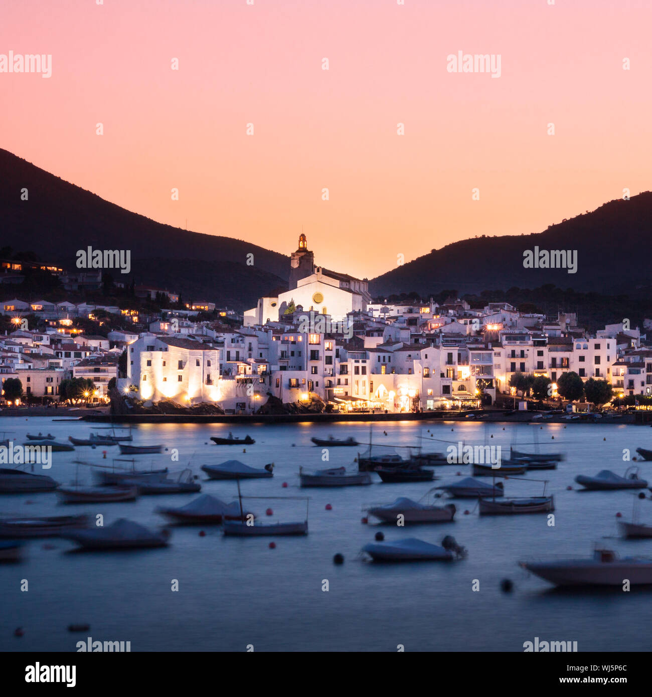 Salvador dali the ship hi-res stock photography and images - Alamy