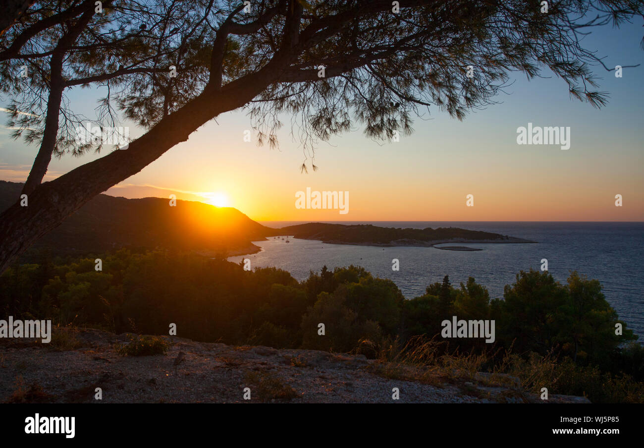 Fort george vis hi-res stock photography and images - Alamy