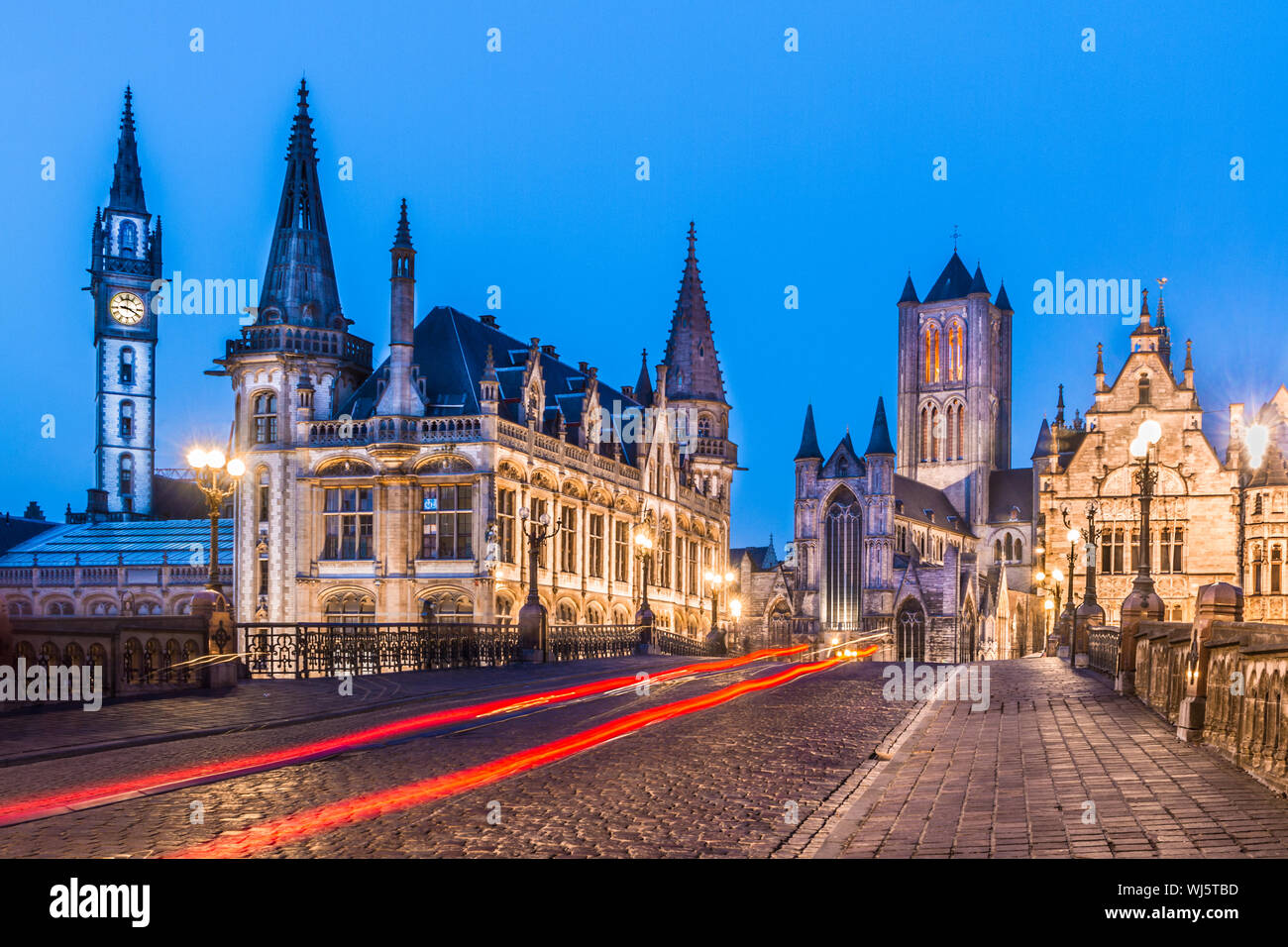 Picturesque medieval buildings around Korenmarkt square ( Saint ...