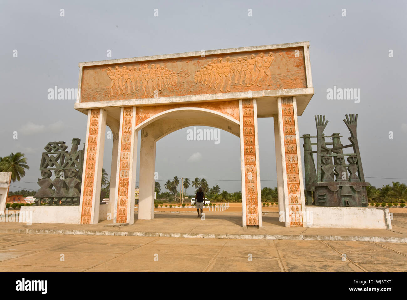 Door of no return hi-res stock photography and images - Alamy