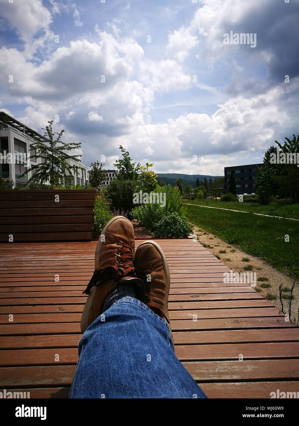 Relaxing on the patio hi-res stock photography and images - Alamy