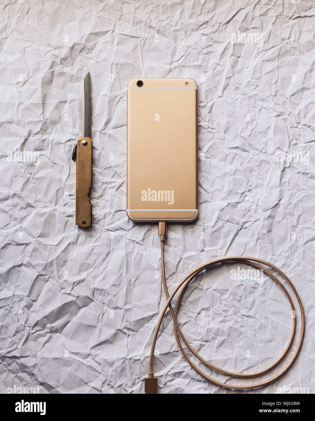 Mobile phone cable hi-res stock photography and images - Alamy