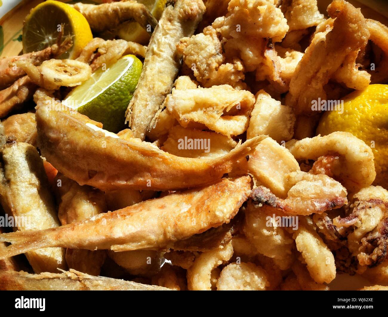 Deep fried fruit hi-res stock photography and images - Alamy