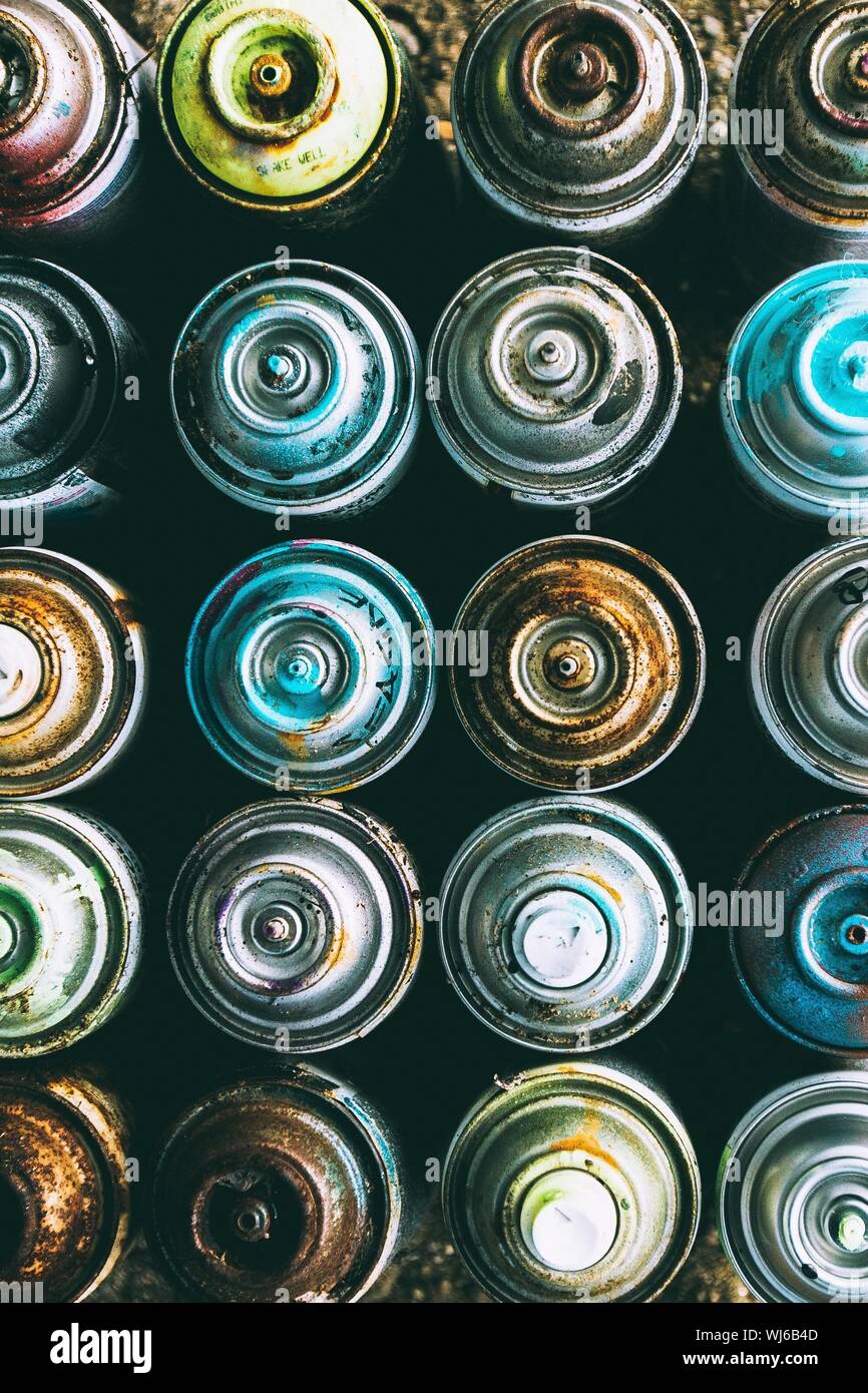 Aerosol cans hi-res stock photography and images - Alamy