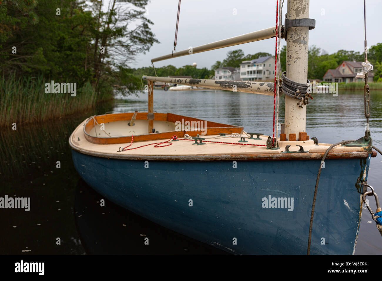 Blue hull sailboat hi-res stock photography and images - Alamy