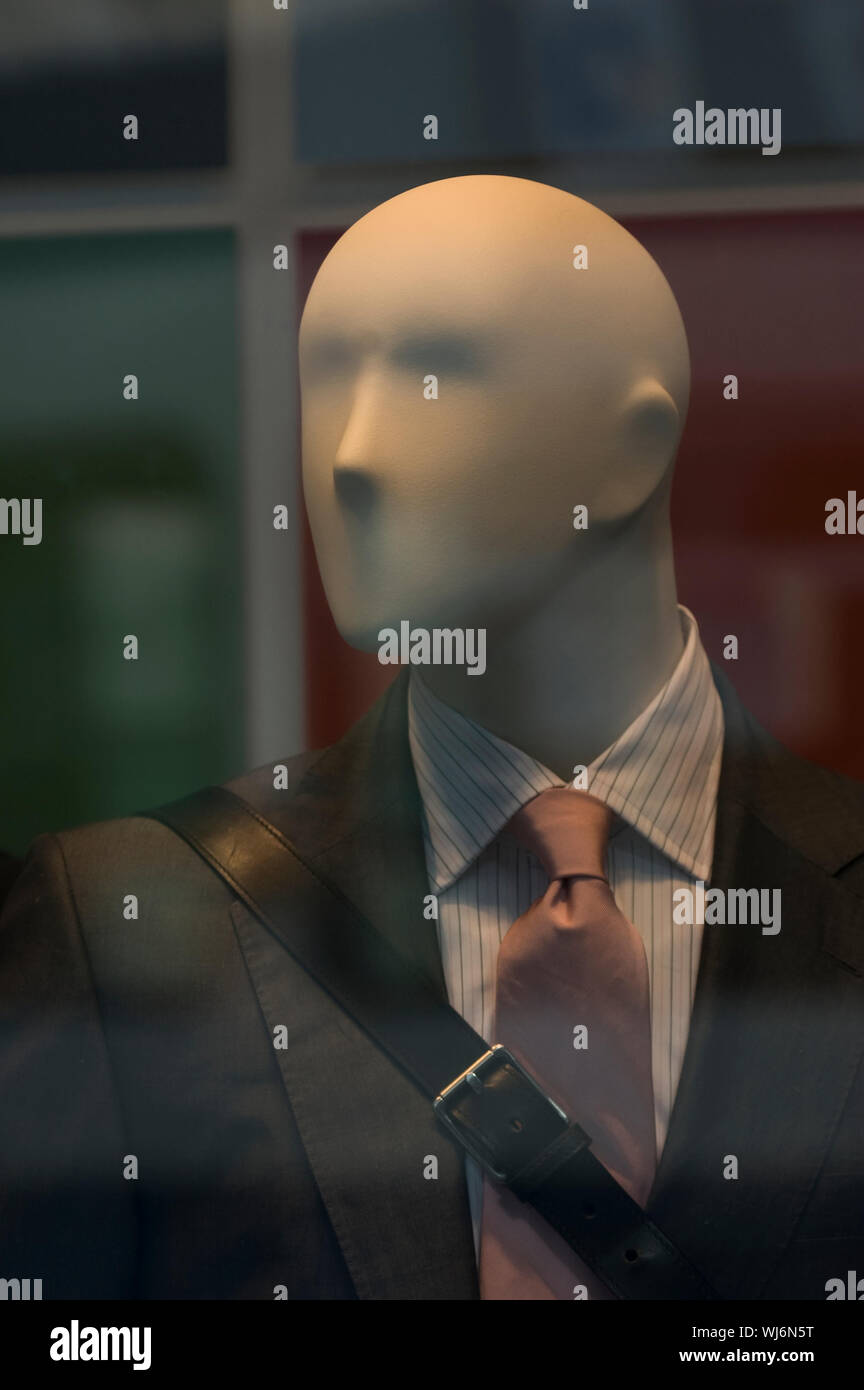 Male Mannequin Suit High Resolution Stock Photography and Images - Alamy