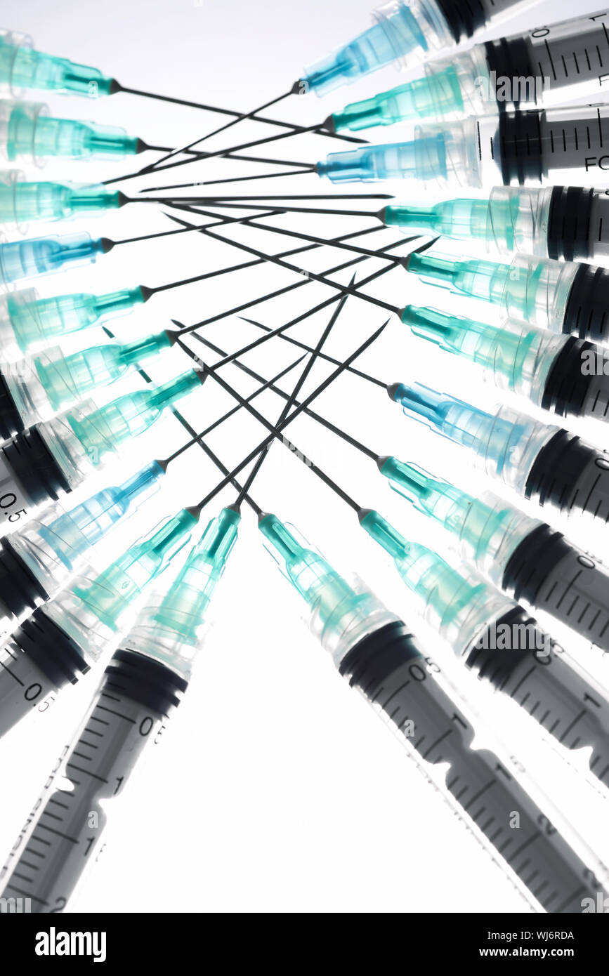 Close-up of a group of syringes Stock Photo - Alamy