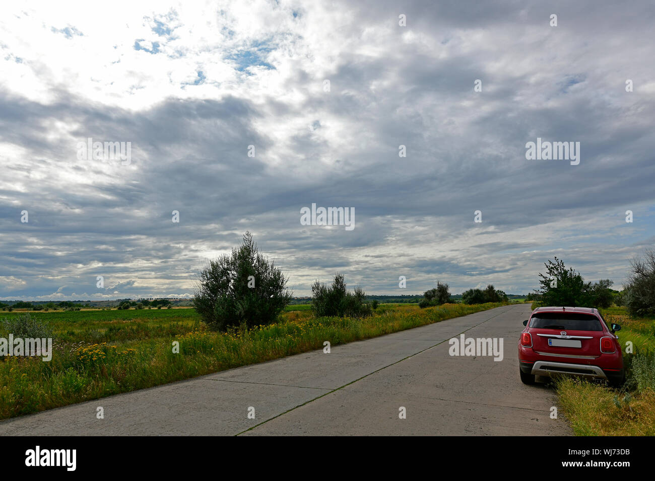 Summer landscapes in nature. City Novomoskovsk Ukraine Stock Photo - Alamy