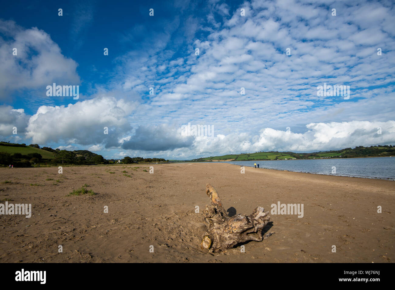 Llansteffan village hi-res stock photography and images - Alamy