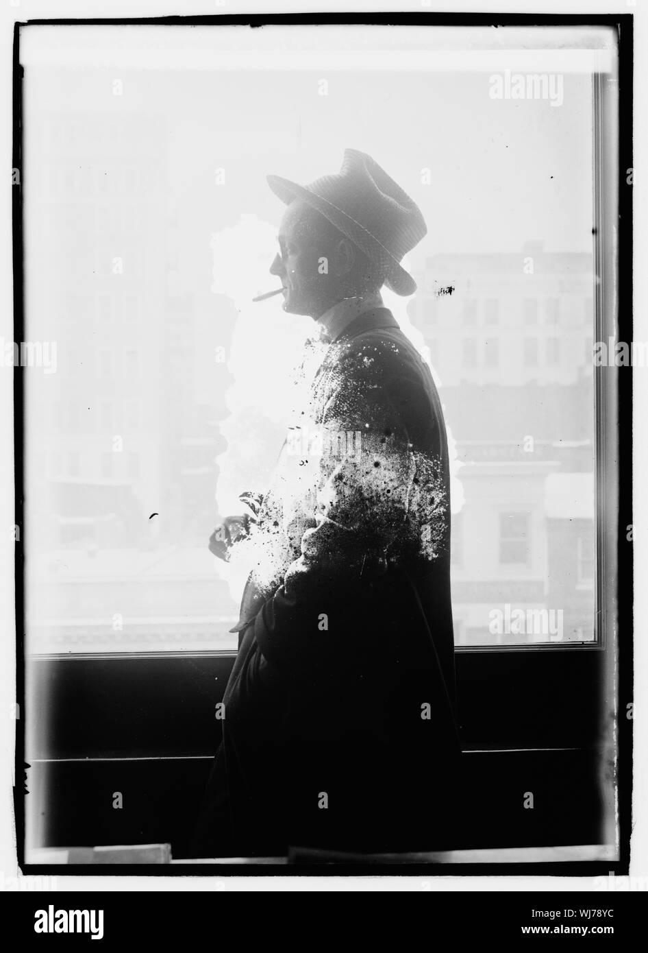 Silhouette form Black and White Stock Photos & Images - Alamy