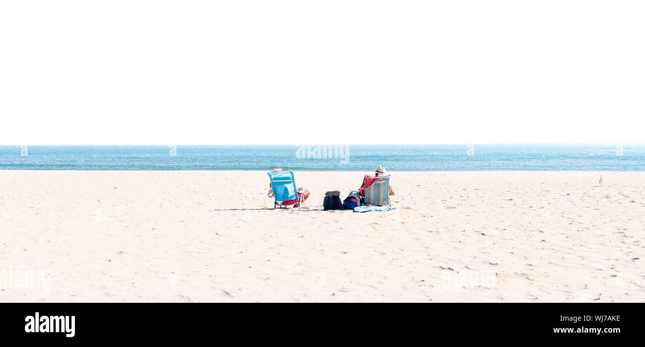 Women beach friendship chair hi-res stock photography and images - Alamy