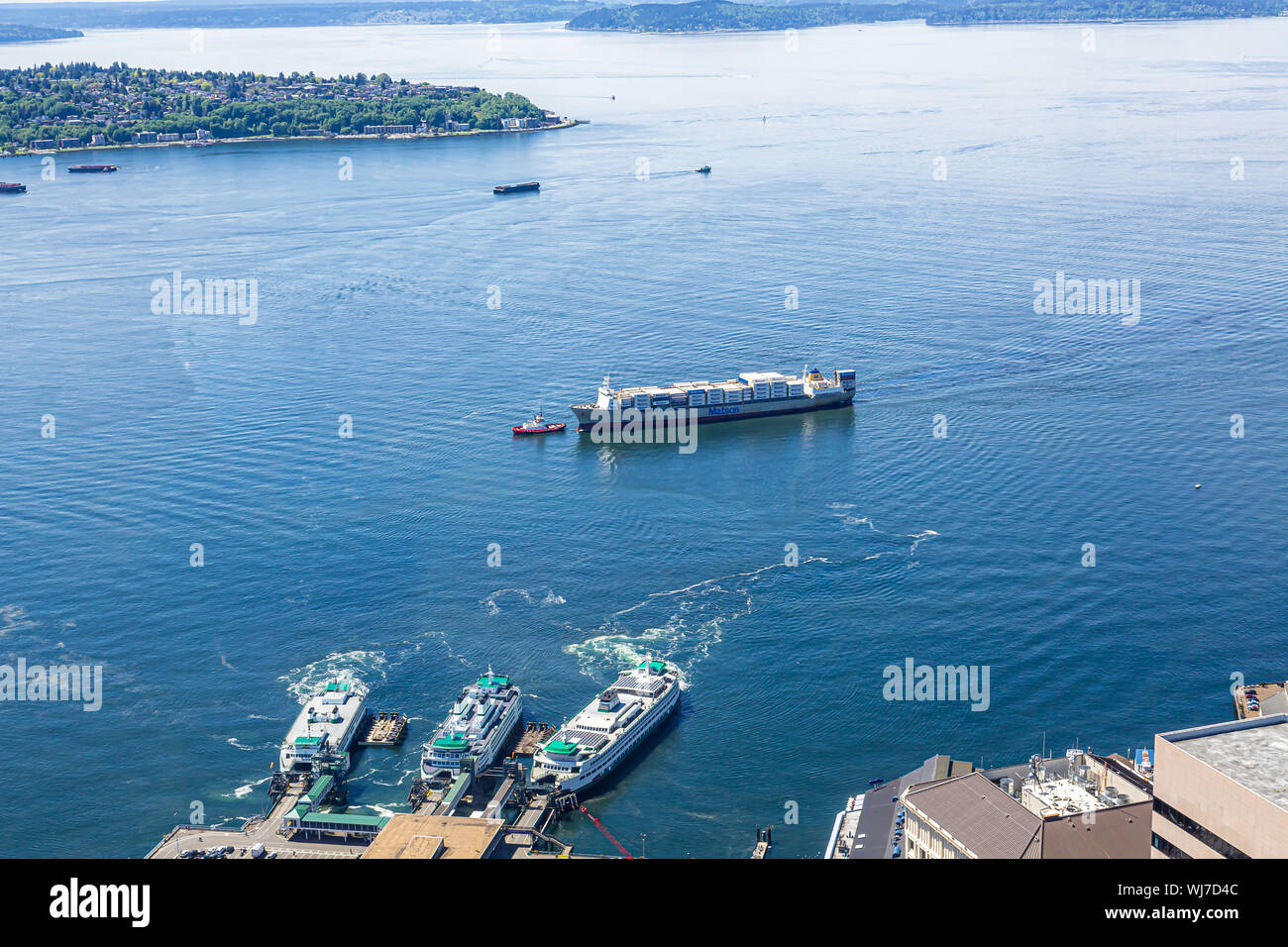 Matson freighter hi-res stock photography and images - Alamy