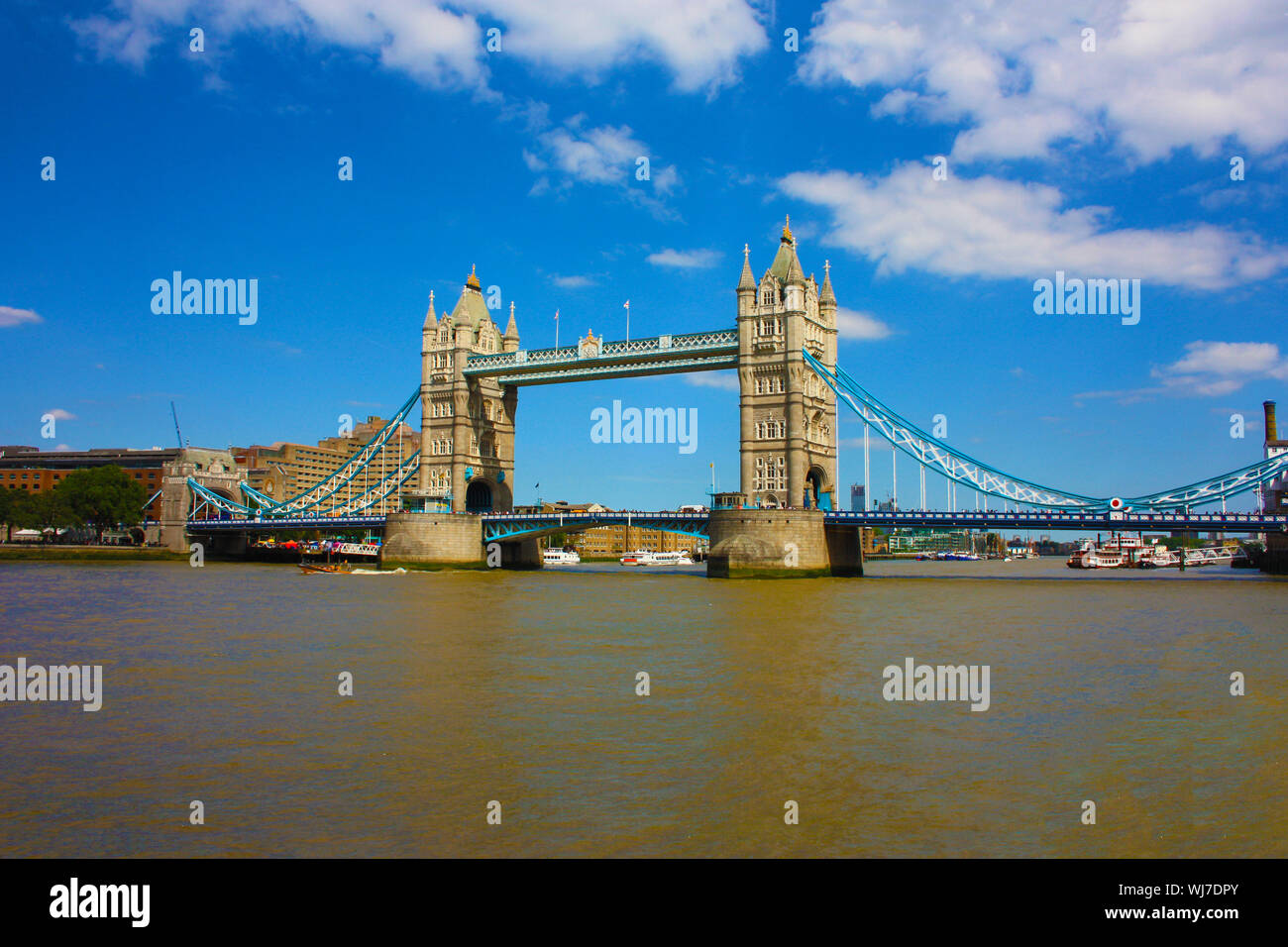 the ancient English landmark, the London Bridge, built on the waters of ...