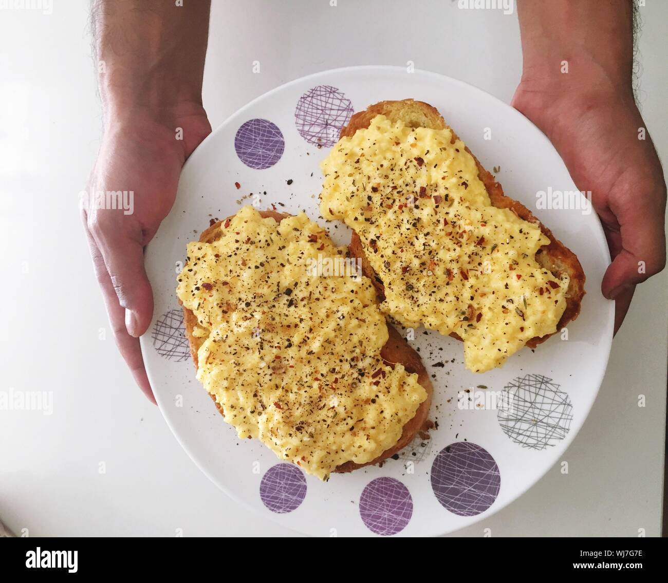 India people eating hands hi-res stock photography and images - Alamy