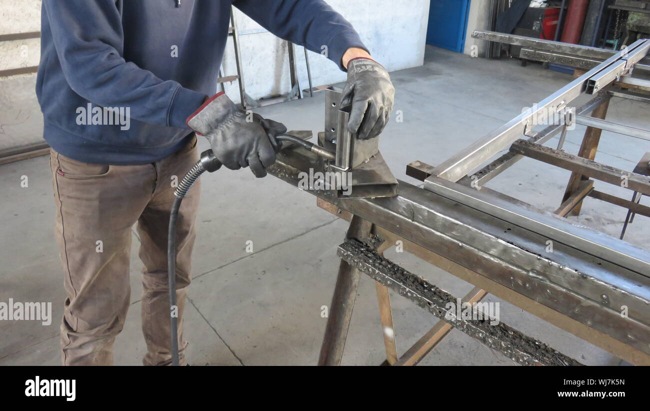 Welding place hi-res stock photography and images - Alamy