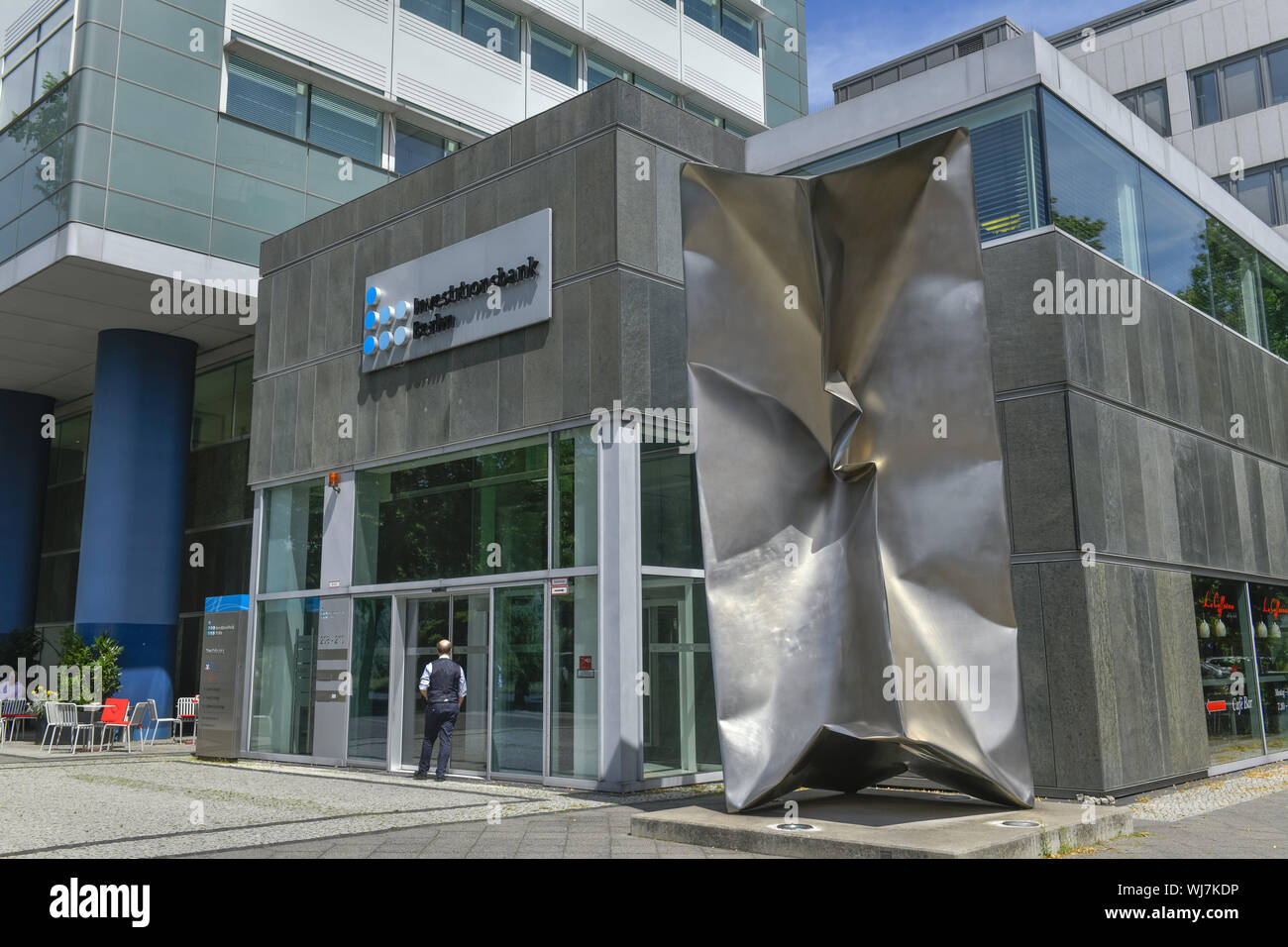 Banking house hi-res stock photography and images - Alamy