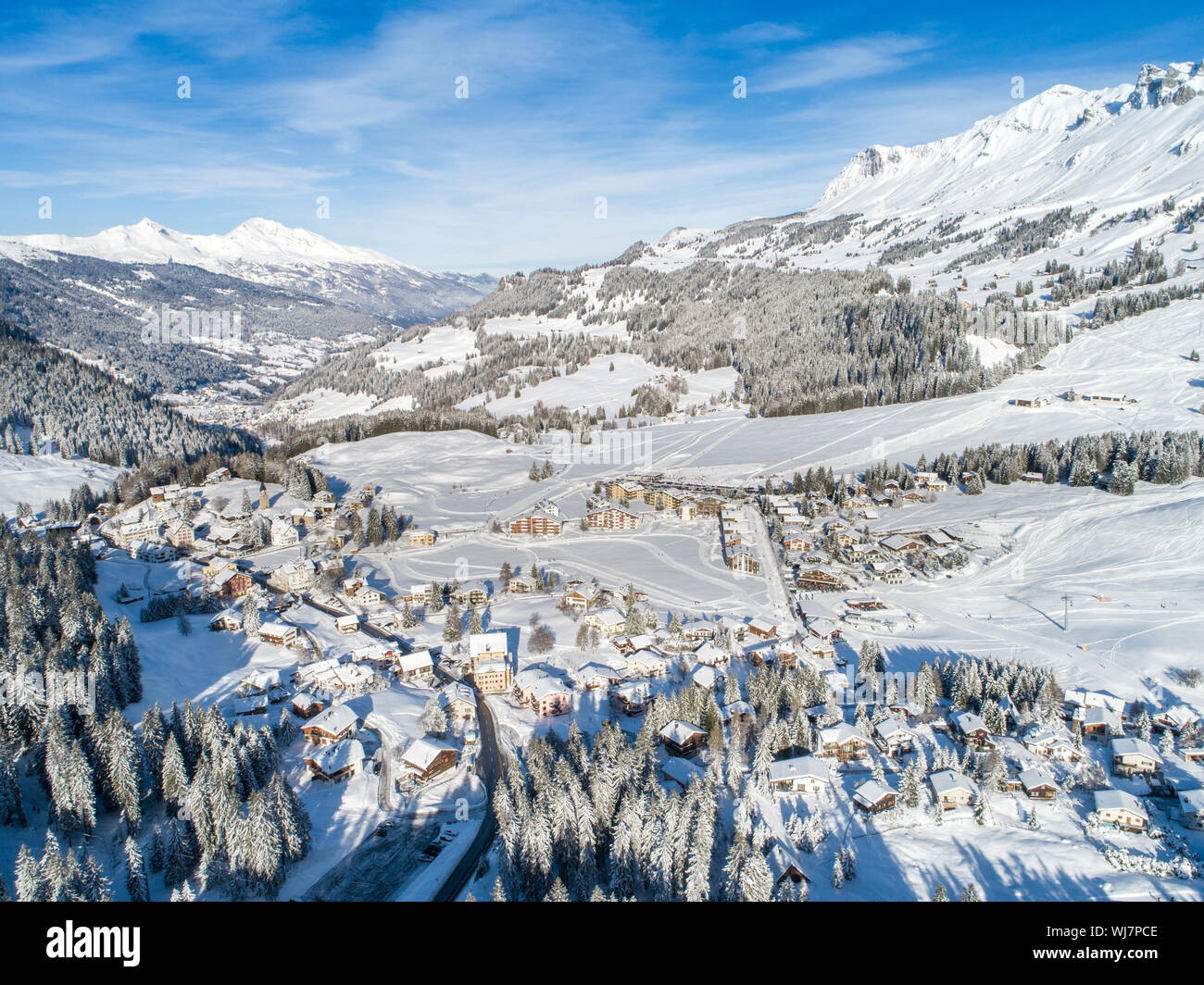 Luftbild alpen hi-res stock photography and images - Alamy