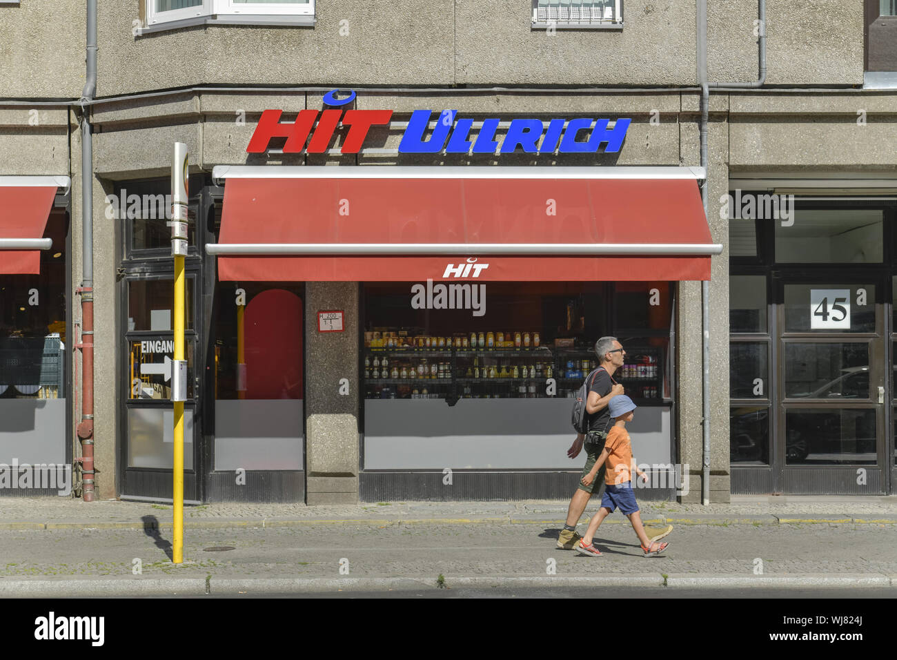 Lebensmittelgeschaeft hi-res stock photography and images - Alamy