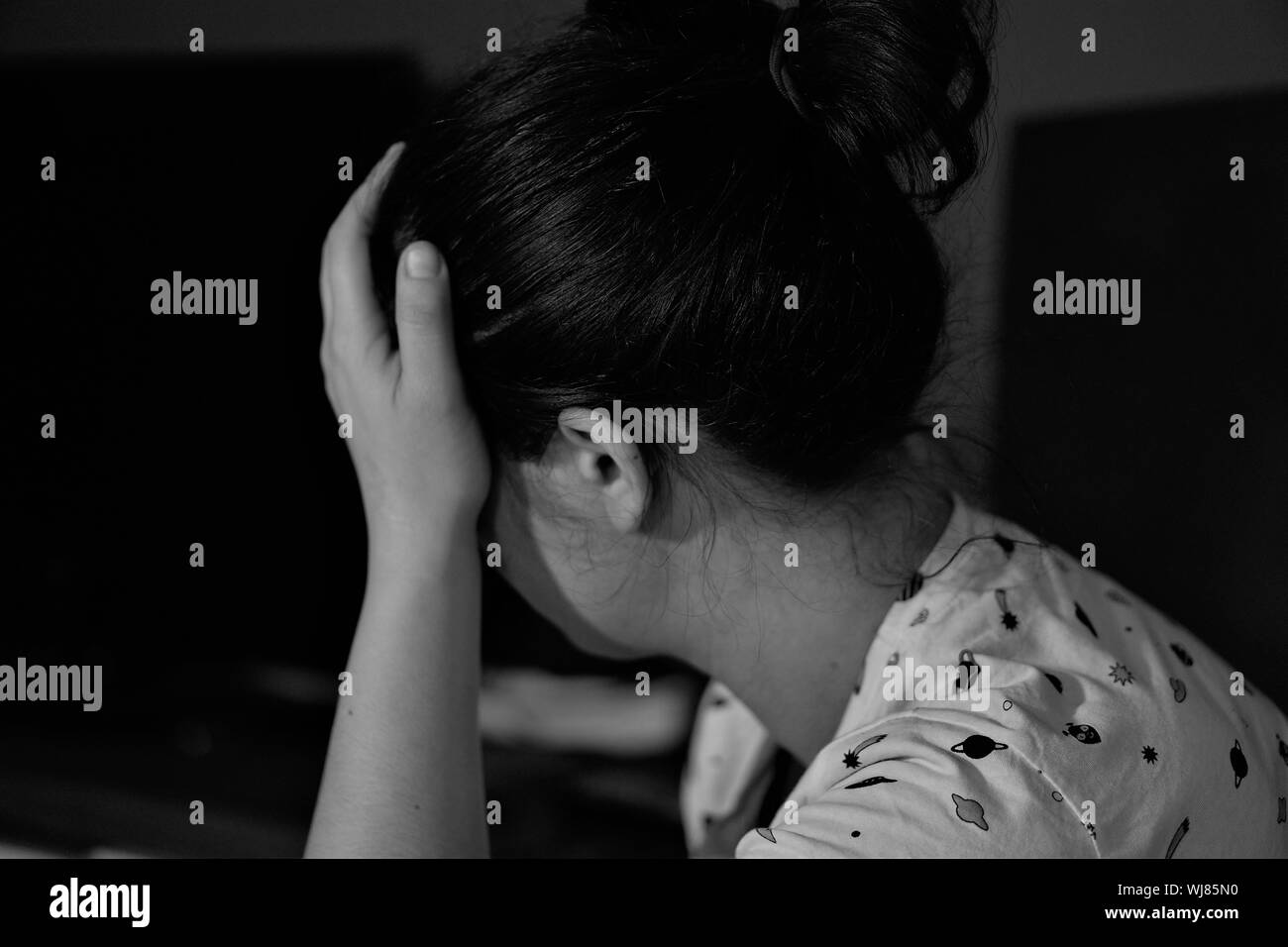 Side view sad woman hi-res stock photography and images - Alamy