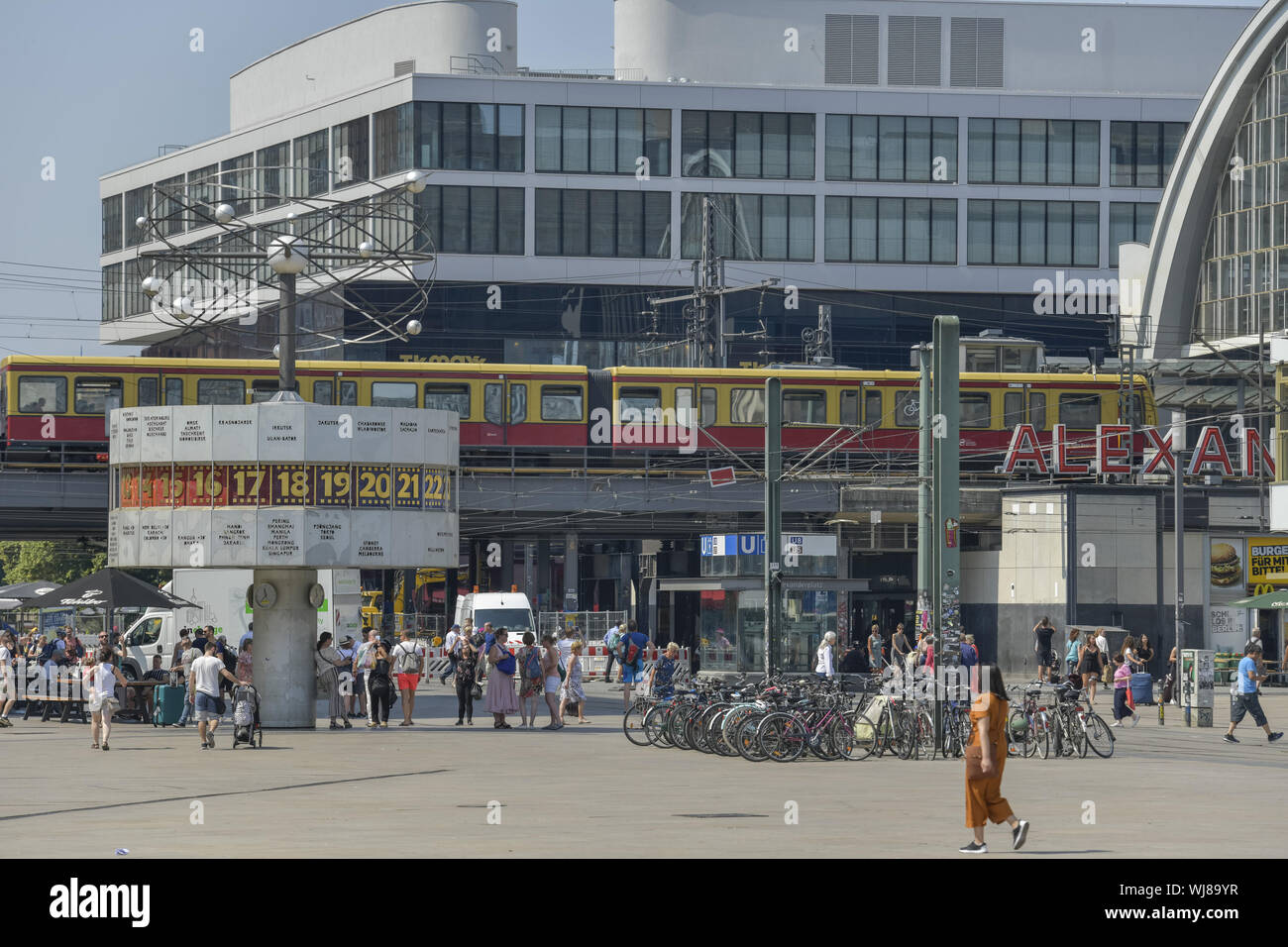 Alex, Alexander's place, Alexander's place, railway station, Berlin ...