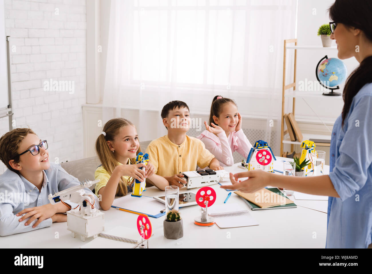 Explaining material hi-res stock photography and images - Alamy