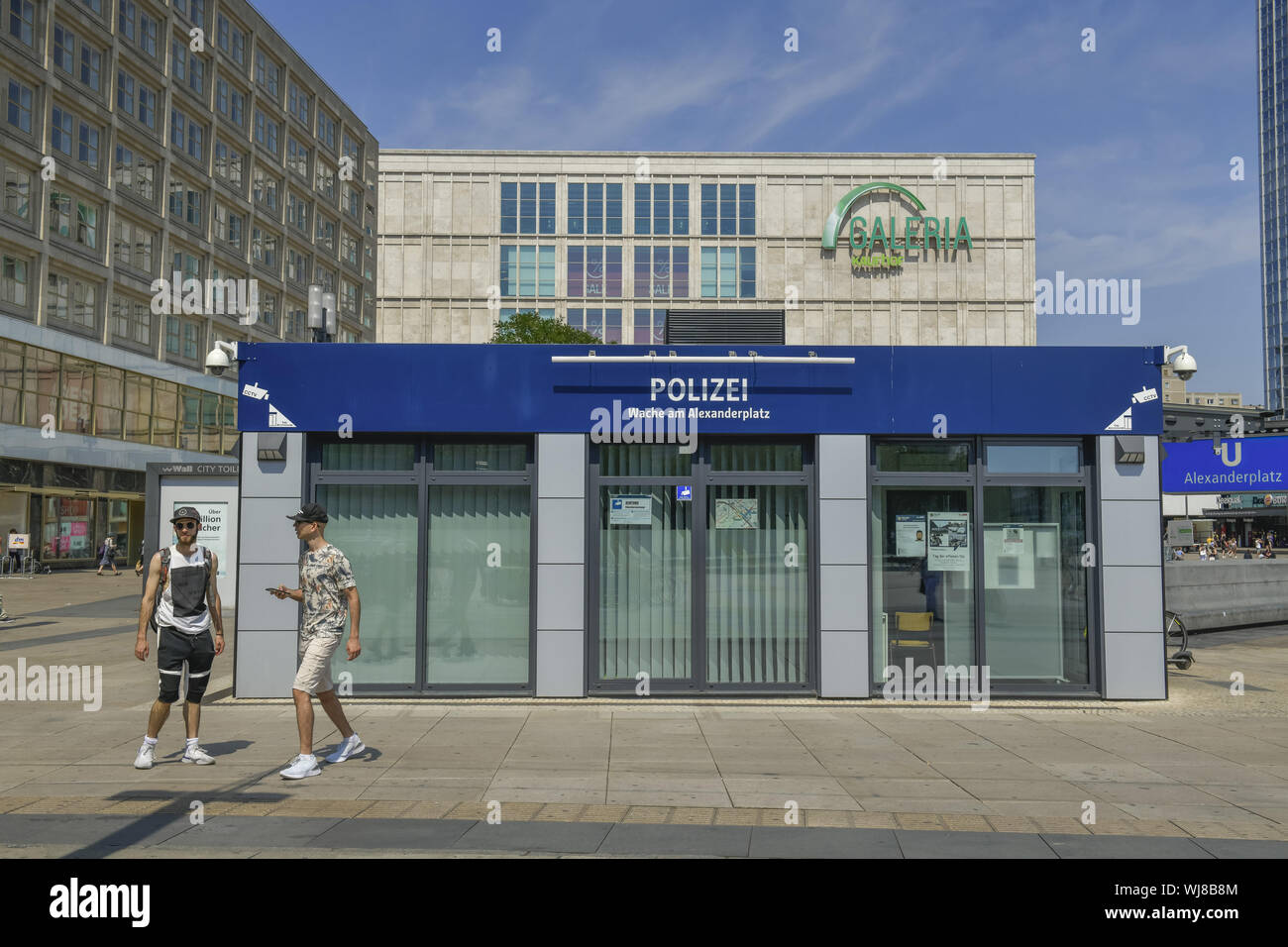 Guard police hi-res stock photography and images - Alamy