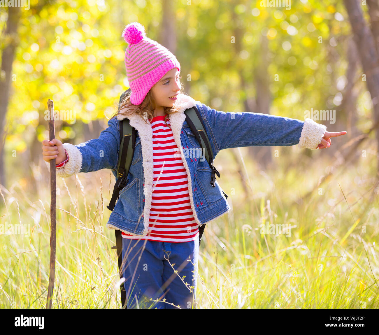 Children pointing at eyes hi-res stock photography and images - Alamy