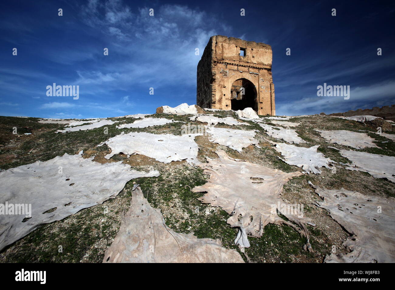 Ruined ground hi-res stock photography and images - Alamy