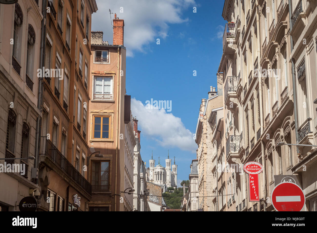 Buy Buildings High Resolution Stock Photography and Images - Alamy
