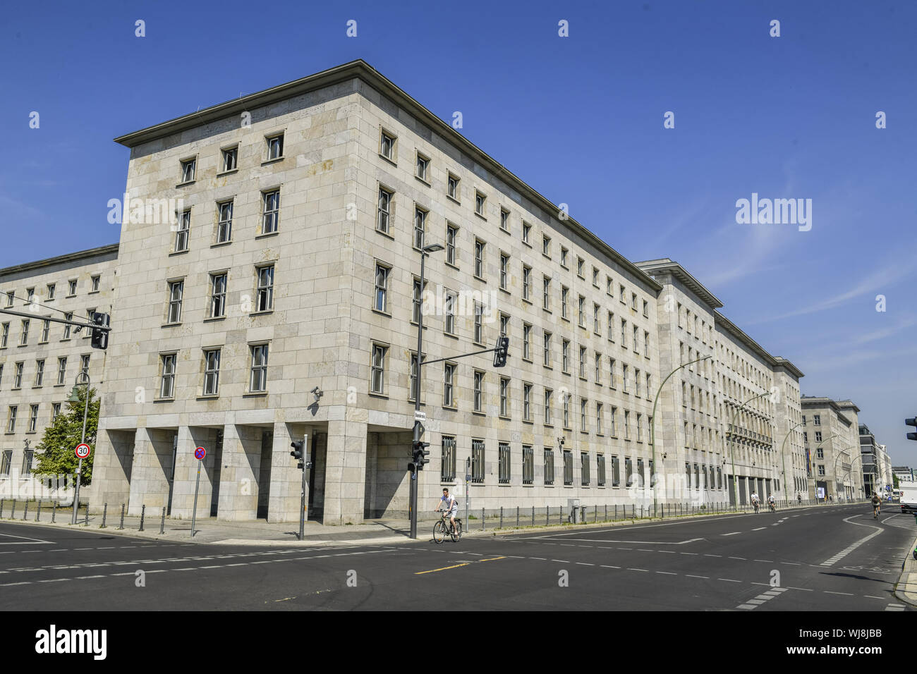 Federal minis hi-res stock photography and images - Alamy